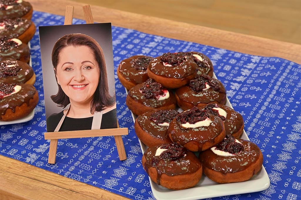 RECEPT: Domáce šišky s tvarohom a višňami z Pečie celé Slovensko ...
